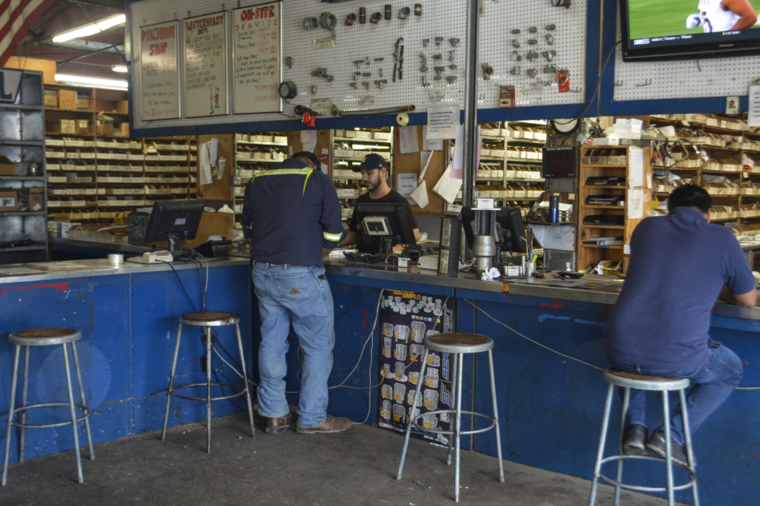 Walk-In Service • Hydraulic Hose Repair • Fittings • Wilco Supply • Houston